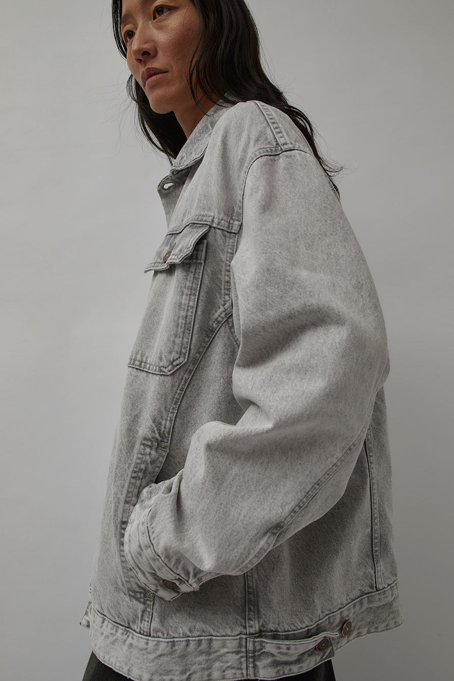 6397 Oversized Denim Jacket in Superlight Grey