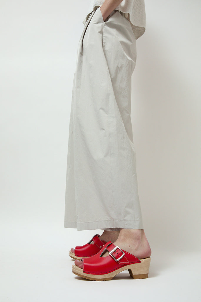 No.6 T Strap Clog on Mid Heel in Red – No.6 Store